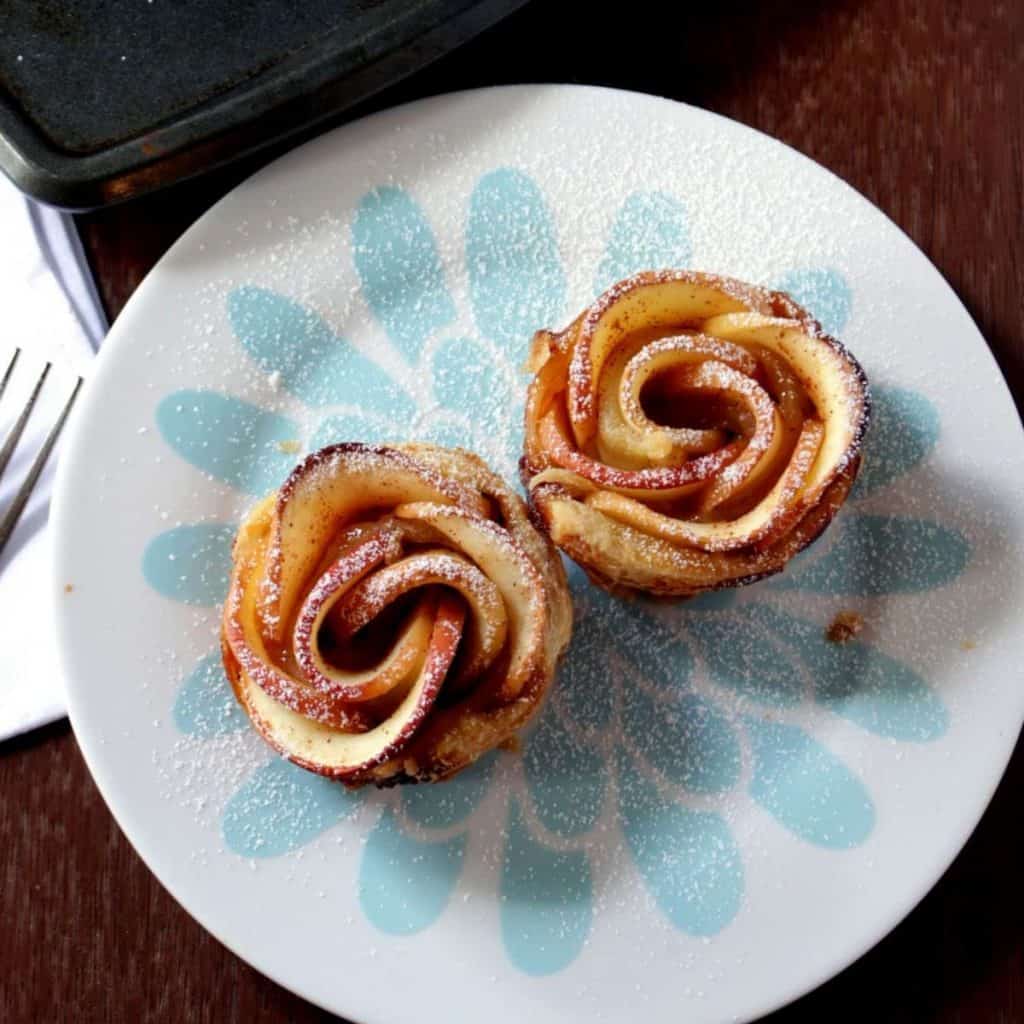 Baked Apple Roses With Puff Pastry - My Cooking Journey