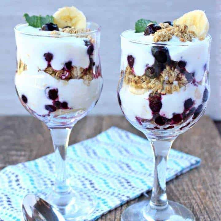 Yogurt Blueberry Banana Granola Parfait - My Cooking Journey