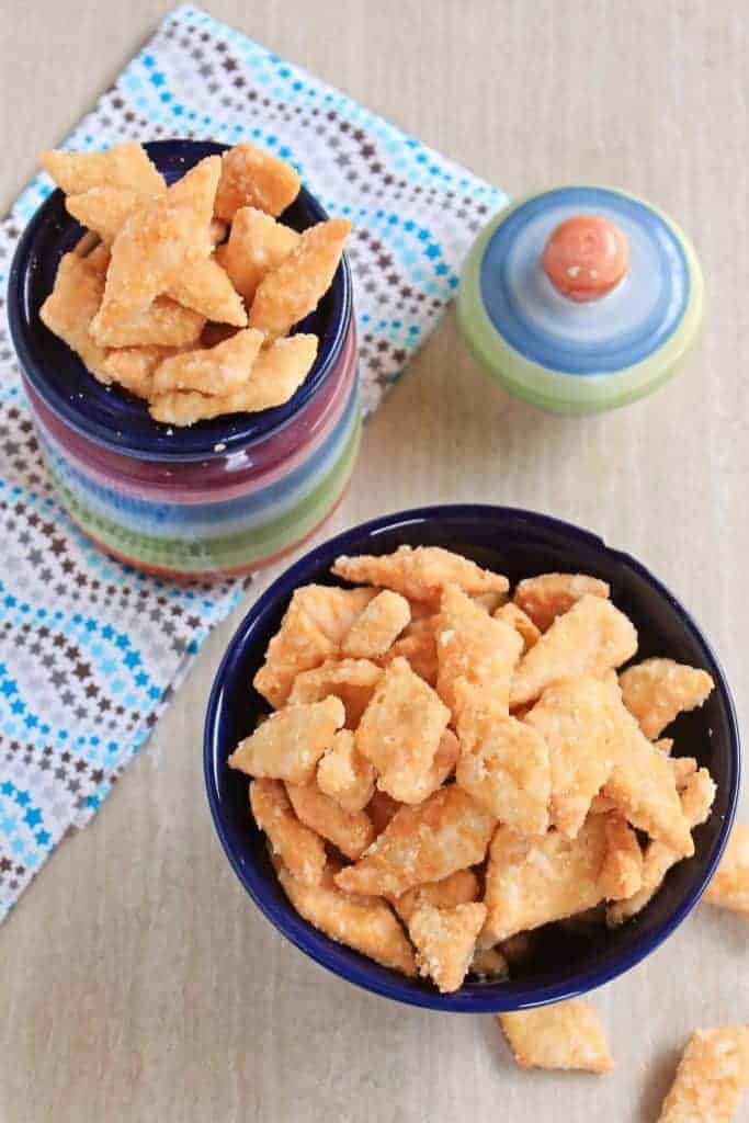 Shakkarpara | Shankarpali | Sugar Coated Diamond Biscuits