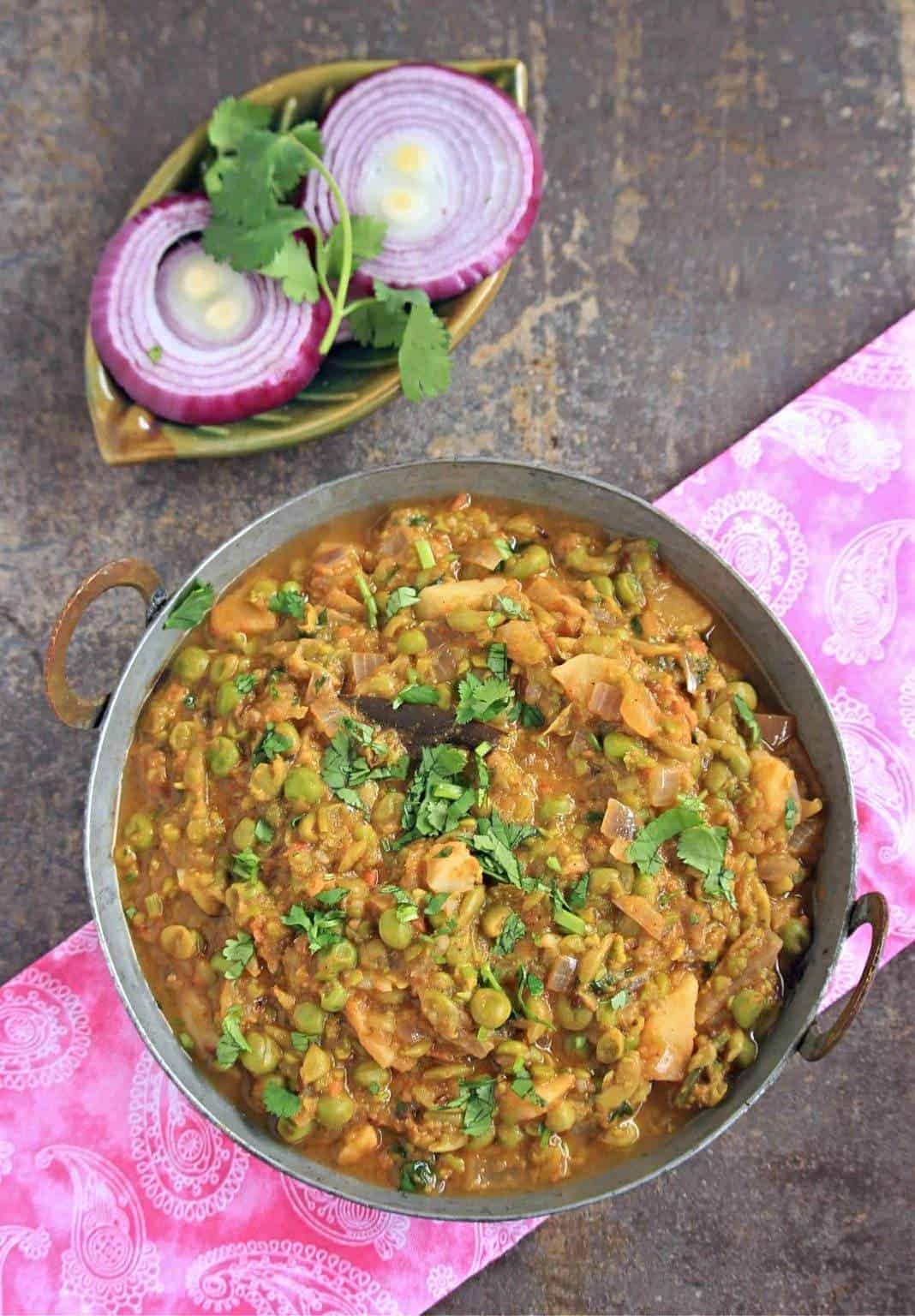 Matar Ka Nimona | UP Style Green Peas Curry - My Cooking Journey