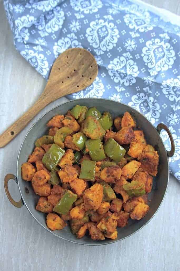 Potato Bell Pepper Stir Fry | Aloo Capsicum Curry - My Cooking Journey