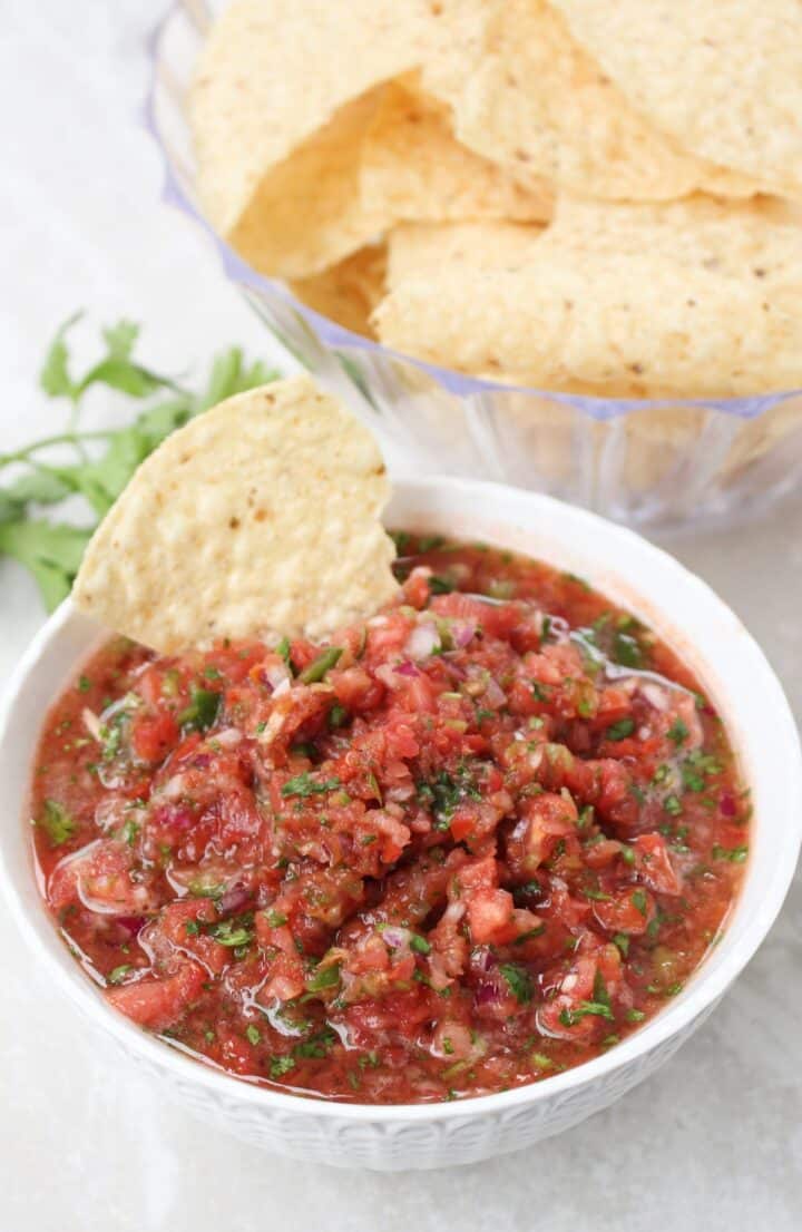 Homemade Quick and Easy Salsa - My Cooking Journey